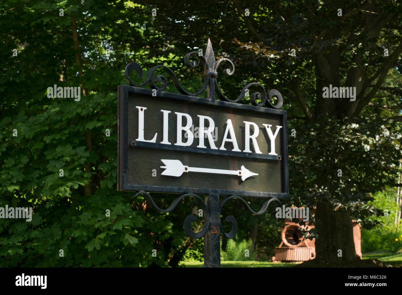 Norfolk public library CT Stock Photo - Alamy