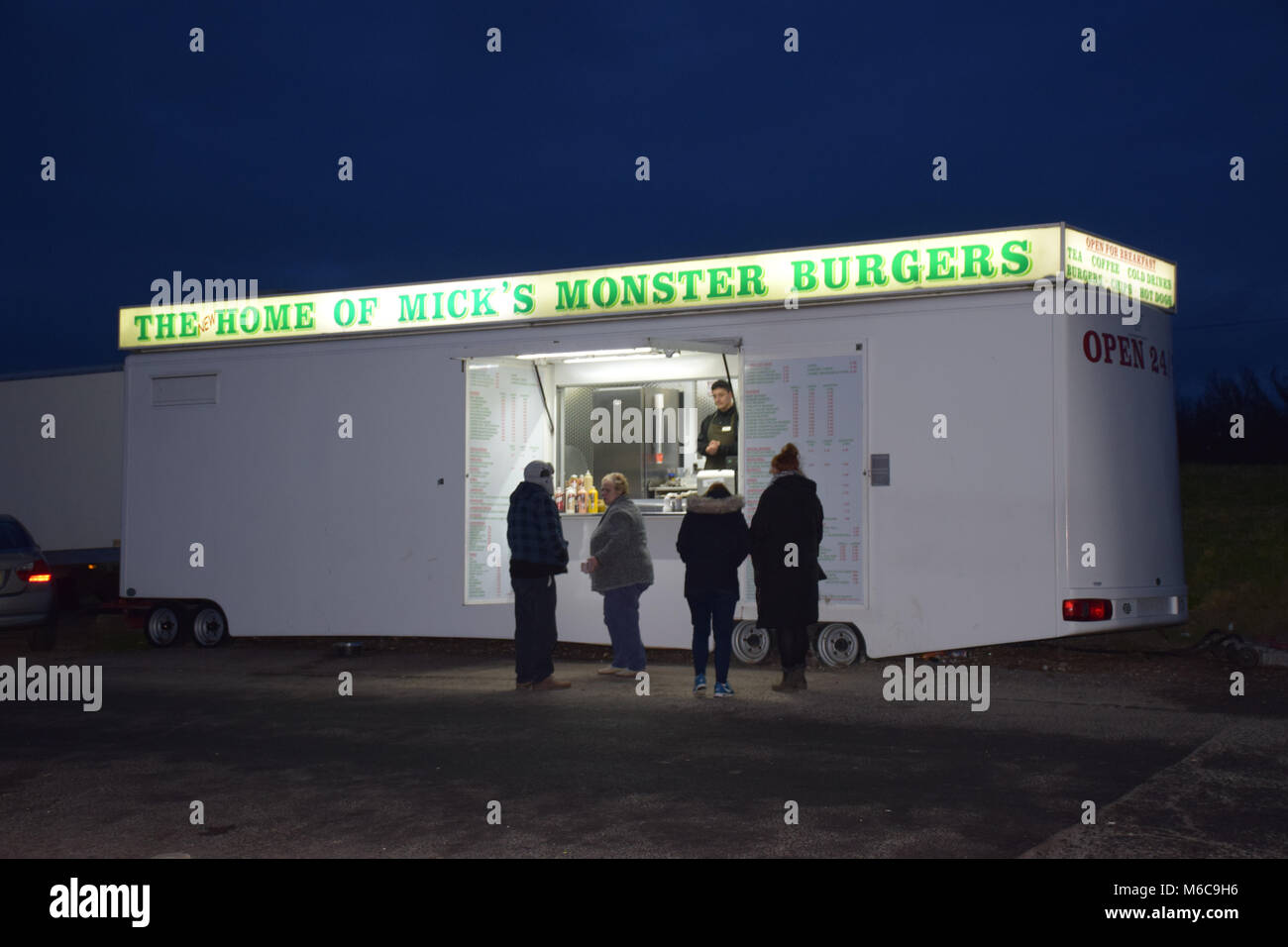 Mobile burger bar hi-res stock photography and images - Alamy