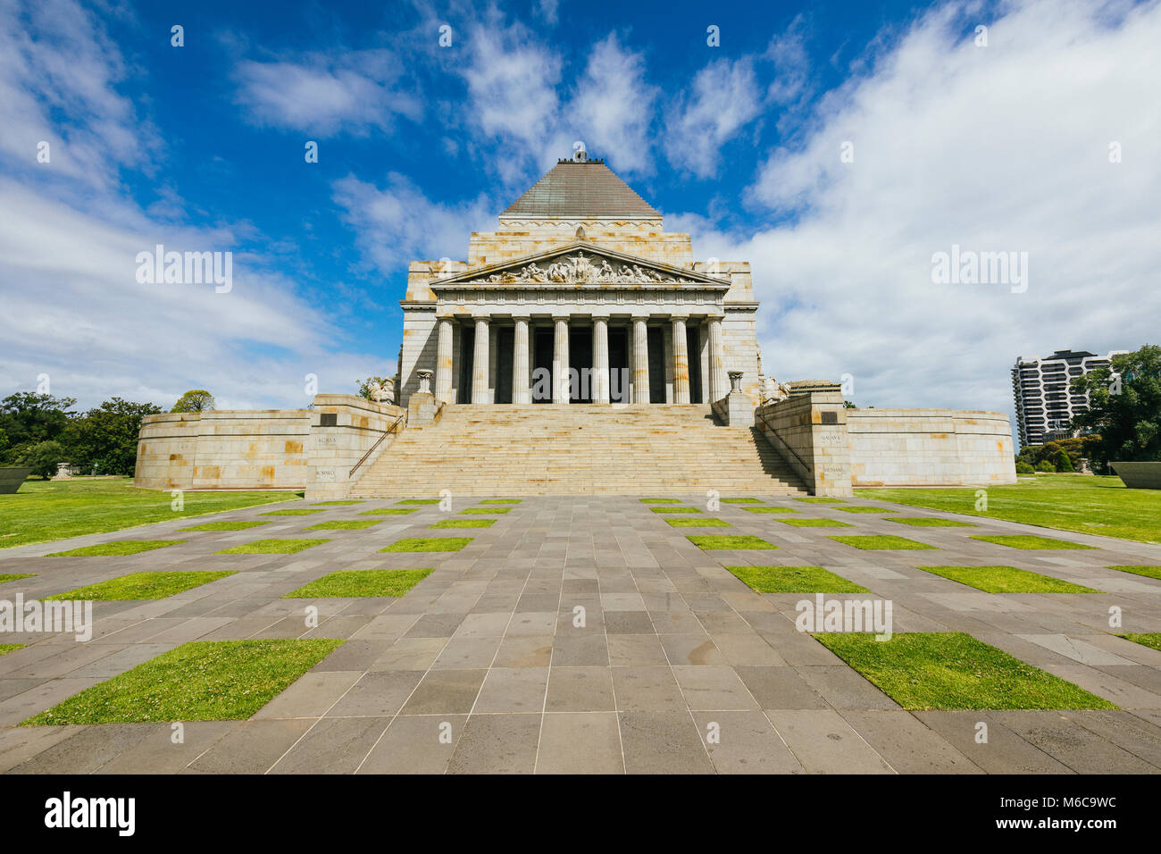 2 point perspective hi-res stock photography and images - Alamy