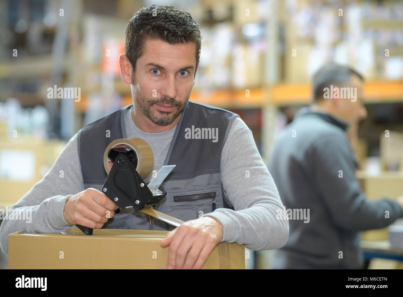 Warehouse shelves filled boxes hi-res stock photography and images - Alamy