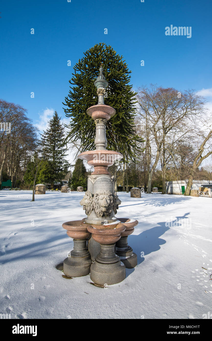 Aberdeen scotland snow winter hi-res stock photography and images - Alamy