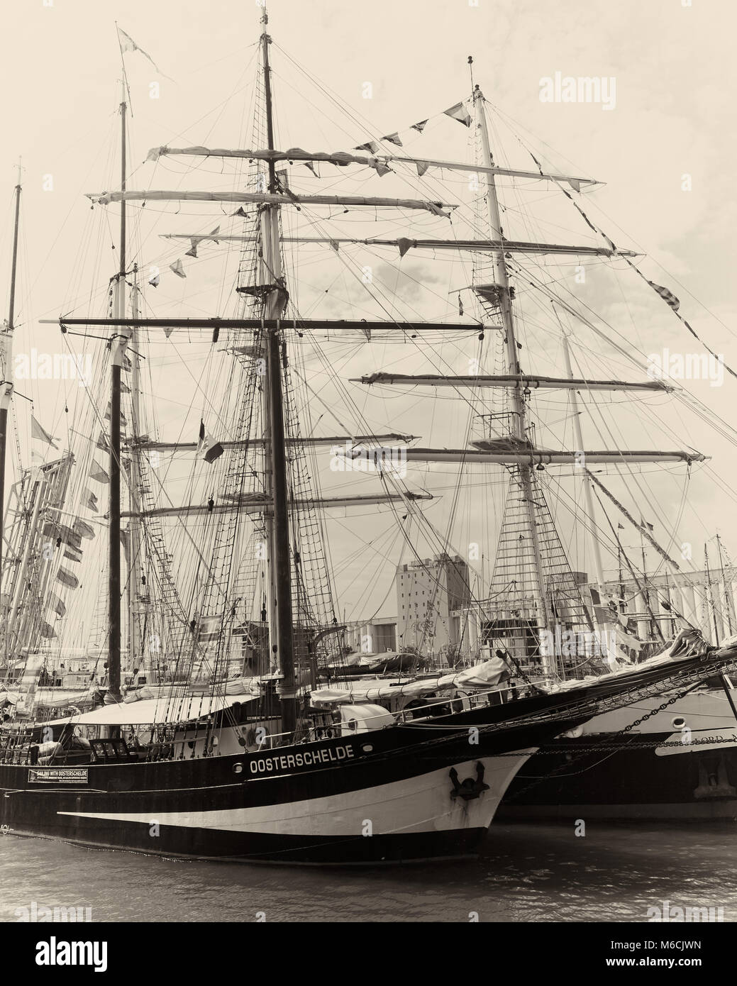 Topsail schooner hi-res stock photography and images - Alamy