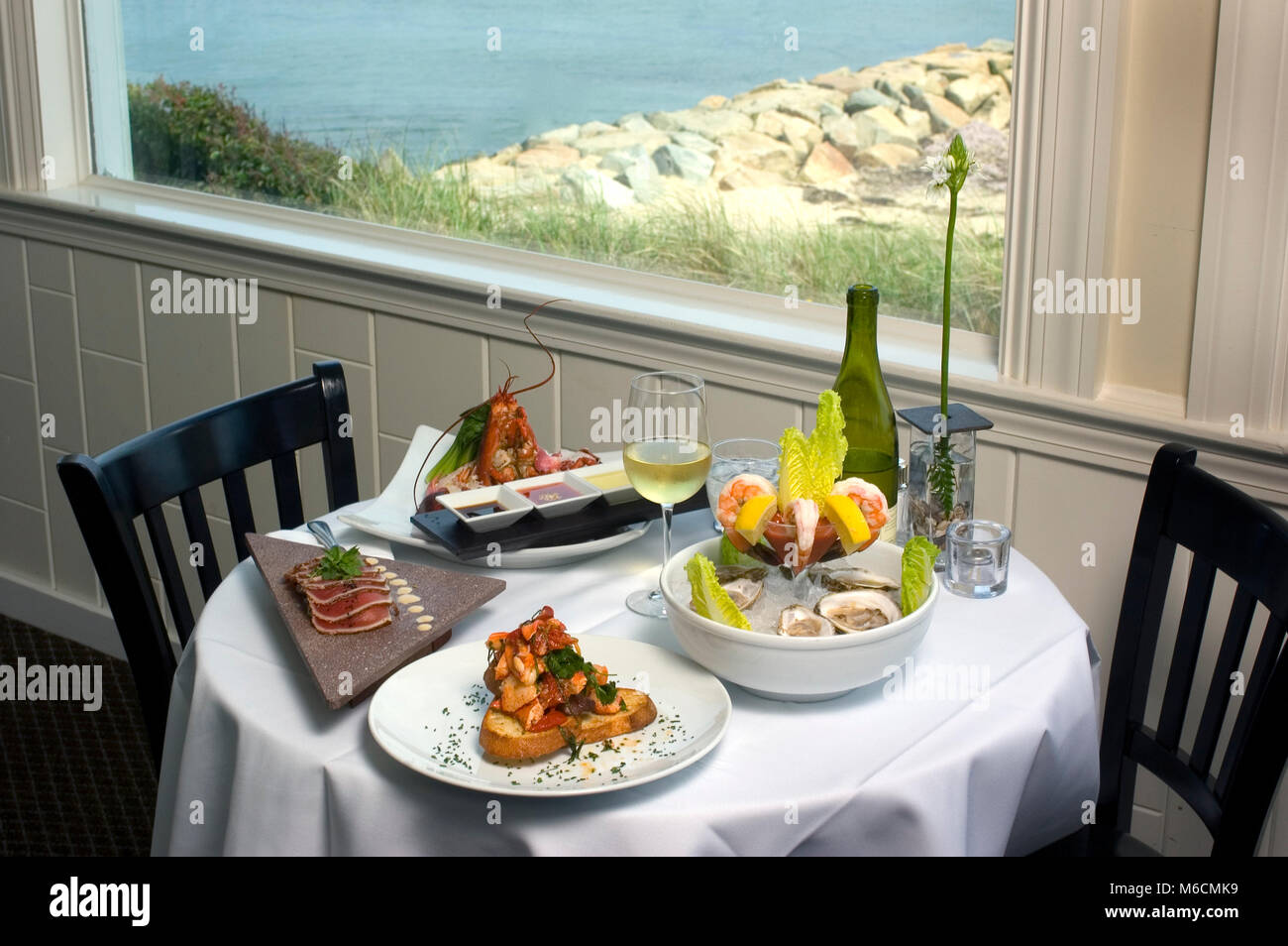 A table set for dinner at a Cape Cod restaurant Stock Photo - Alamy