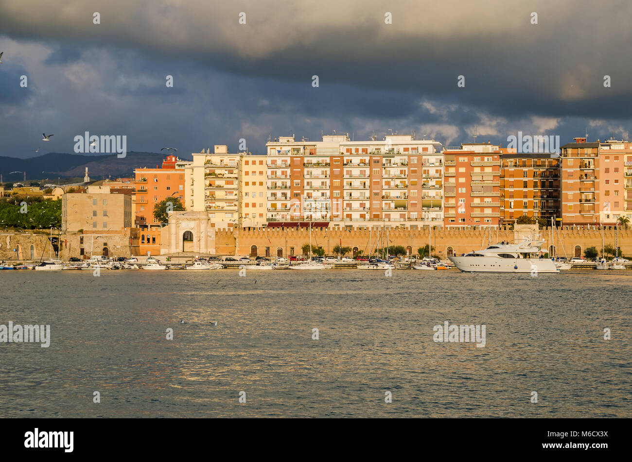 Civitavecchia cruise ship port hi-res stock photography and images - Alamy