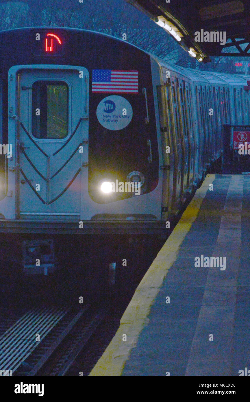 Subway train new york headlights hi-res stock photography and images ...