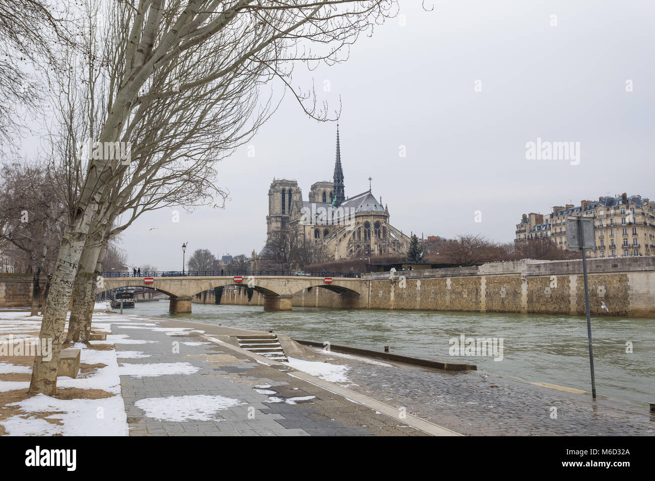 Paris street under the snow hi-res stock photography and images - Alamy