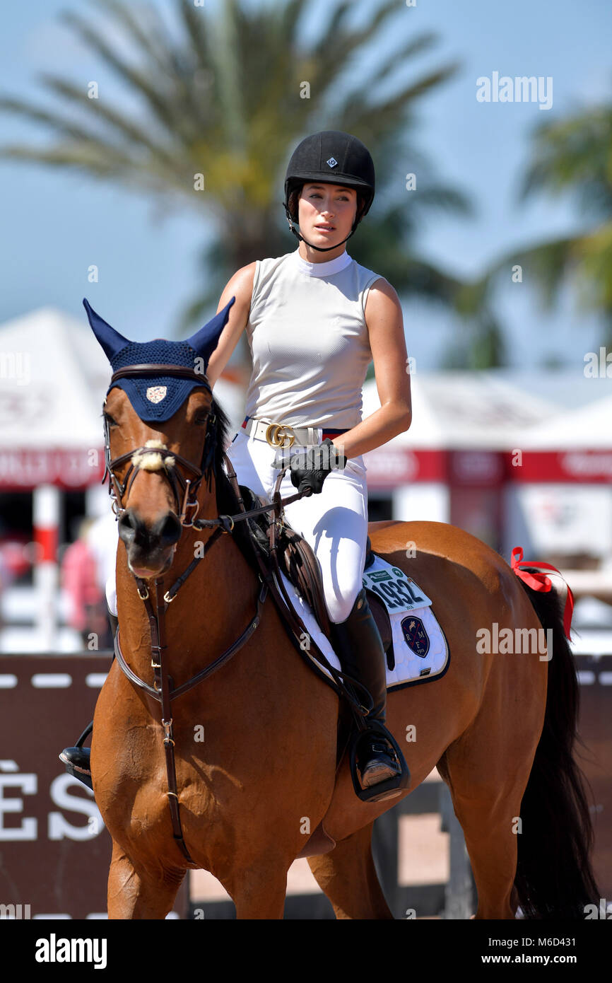 WEST PLAM BEACH, FL - MARCH 01: (EXCLUSIVE COVERAGE) Jessica Rae ...