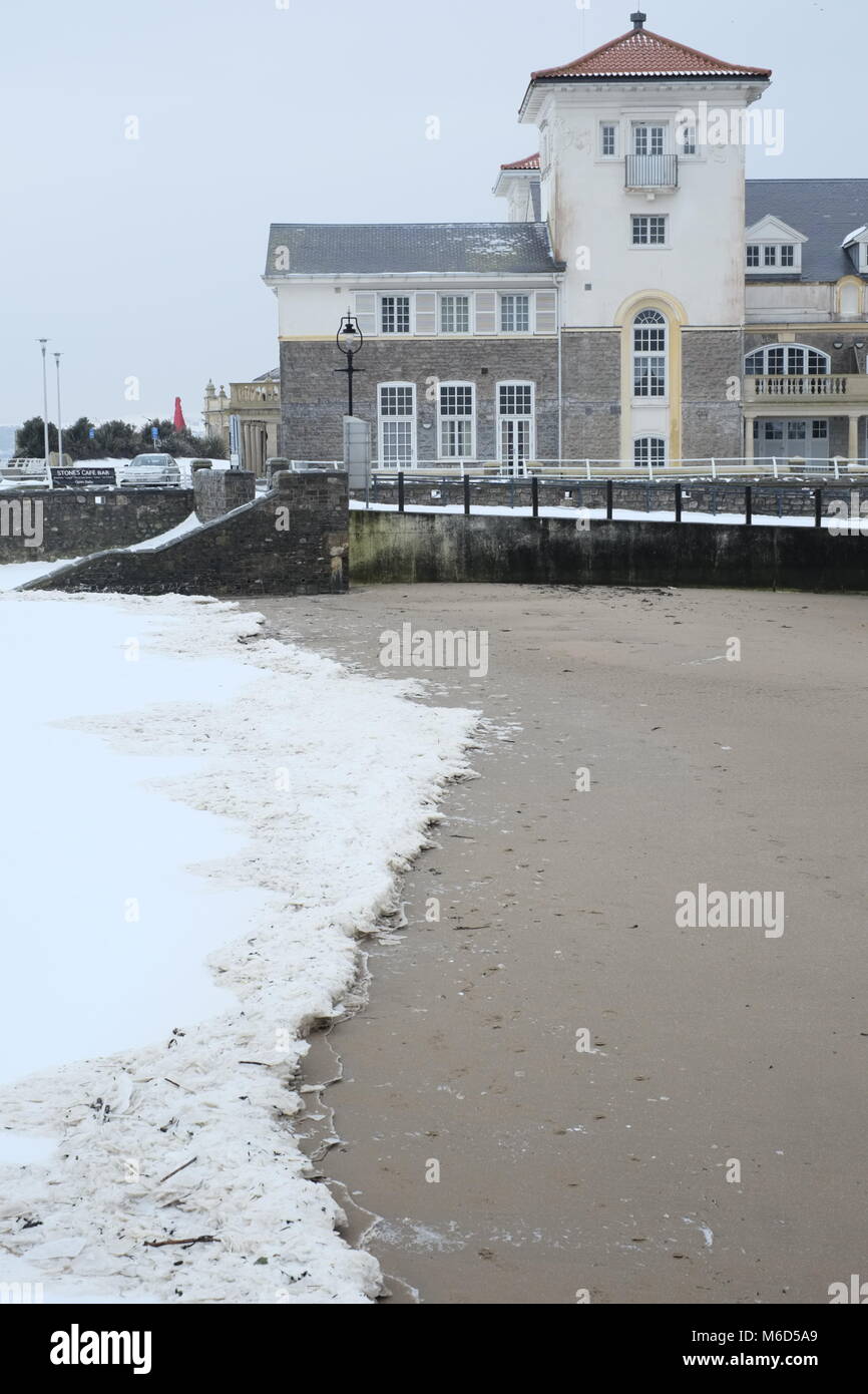 knightstone Island, Weston super mare. UK. 2nd March, 2018. Snow and ...