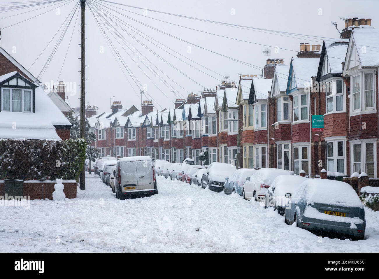 Exeter, Devon, UK. 2nd March 2018. UK Weather. Heavy snow and freezing ...