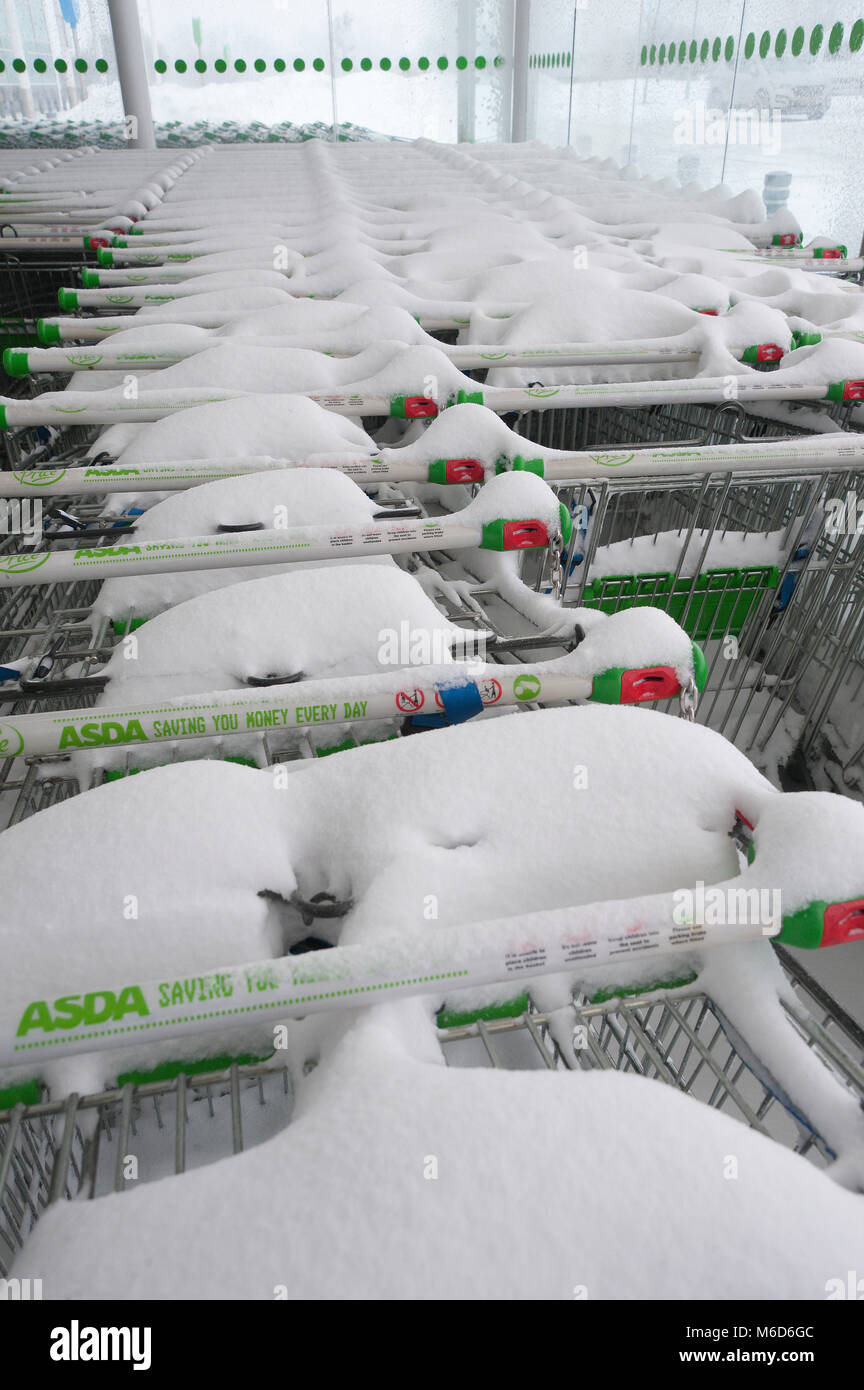 Asda supermarket storm hi-res stock photography and images - Alamy