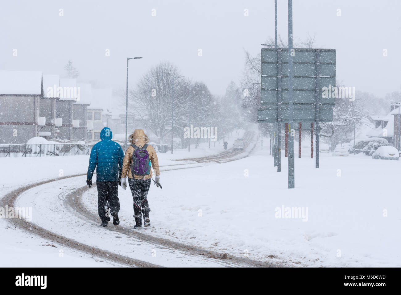 The cold snow front from Siberia strikes Scotland as people continue to ...