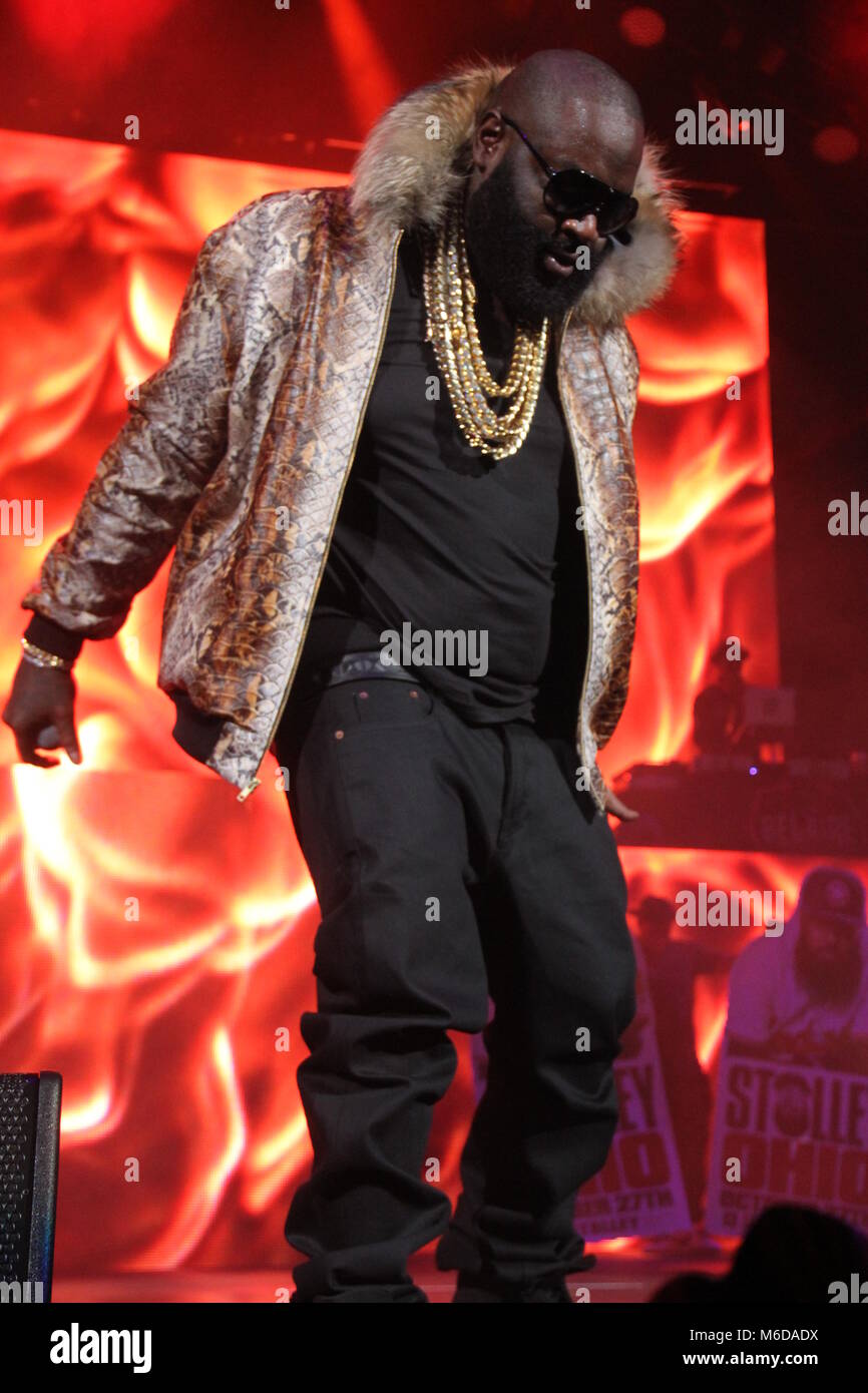 ***FILE PHOTO*** ***RICK ROSS RUSHED TO HOSPITAL. HE WAS NOT ON LIFE ...