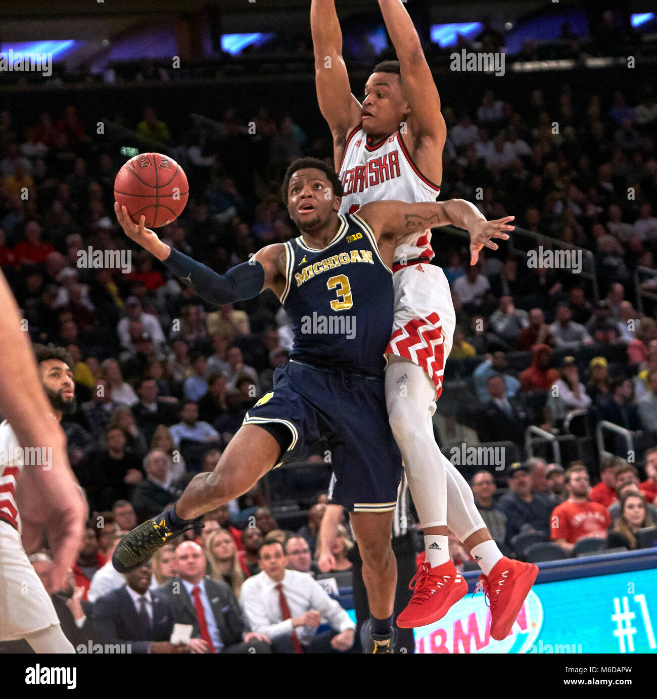 Zavier simpson hi-res stock photography and images - Alamy
