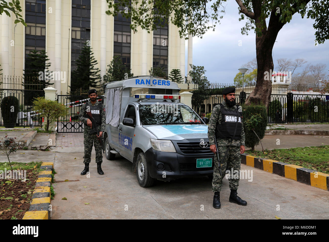 Parliament house islamabad hi-res stock photography and images - Alamy