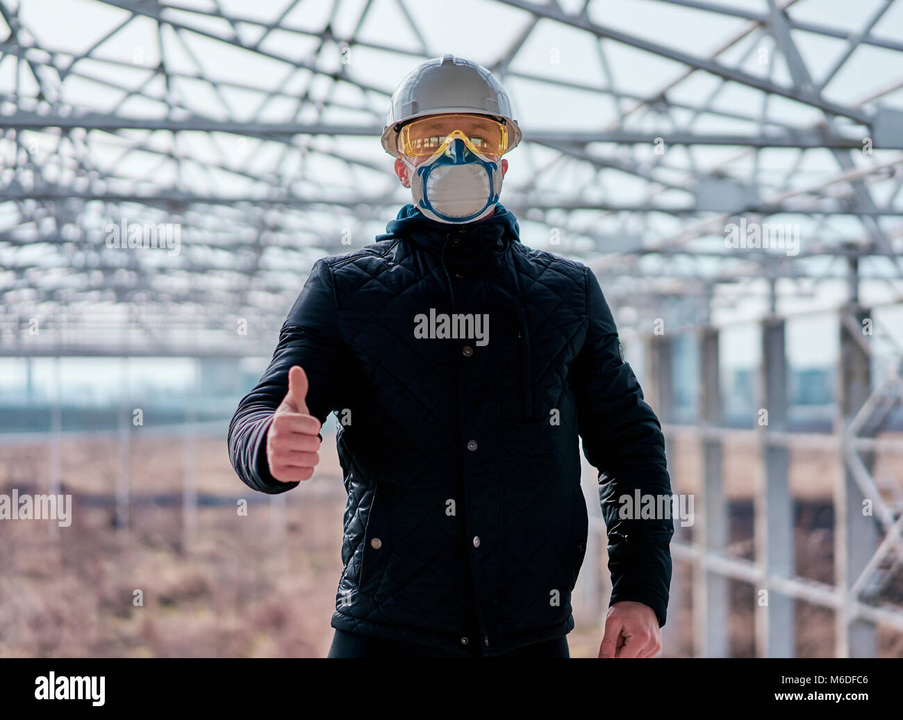 Safety helmet staff in hi-res stock photography and images - Alamy