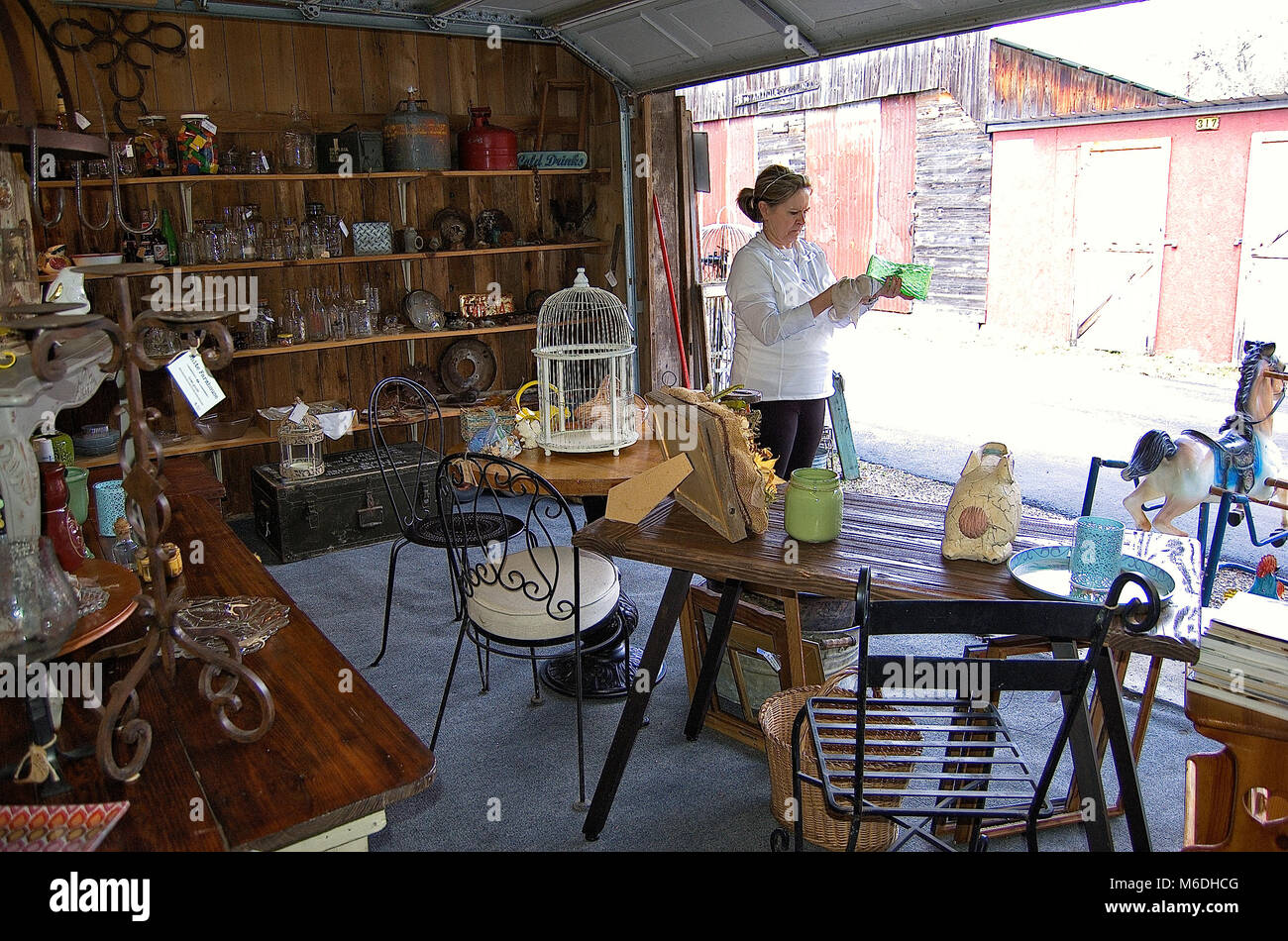 Swap meet vintage hi-res stock photography and images - Alamy
