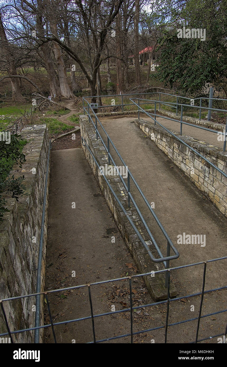 Zig zag ramp hi-res stock photography and images - Alamy