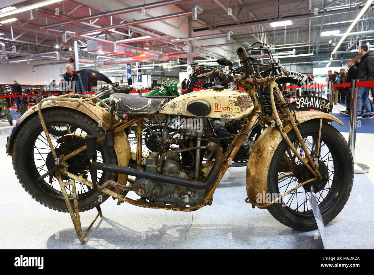 Custom motorcycle production High Resolution Stock Photography and ...