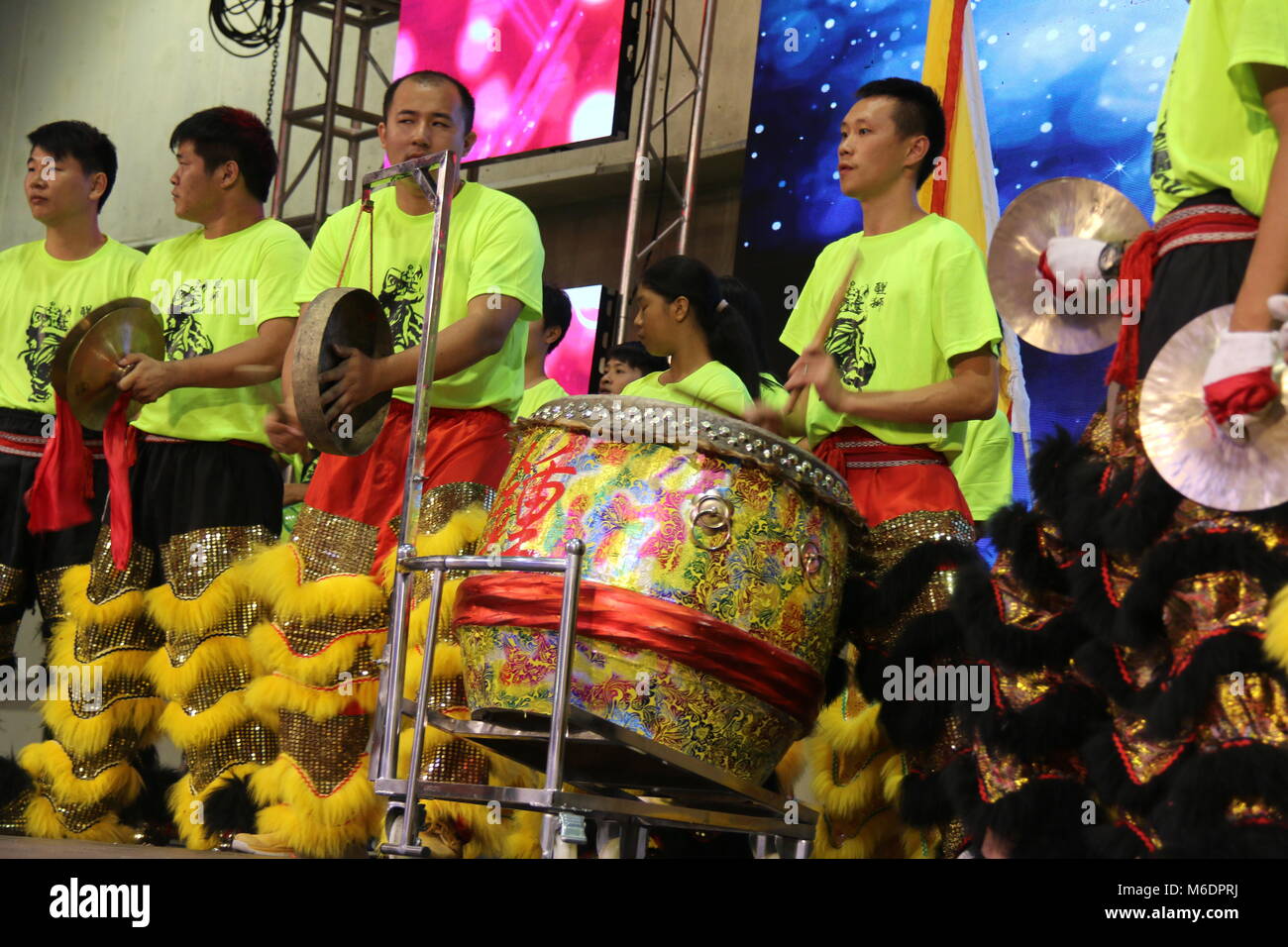 Chinese musicians performing at new year's festival Stock Photo - Alamy