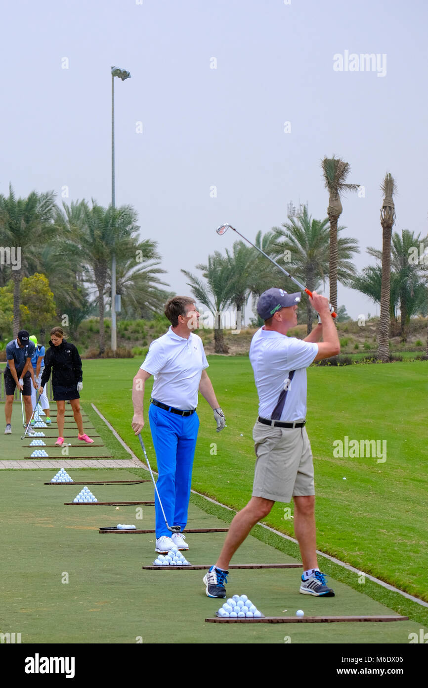 Golf players hi-res stock photography and images - Alamy