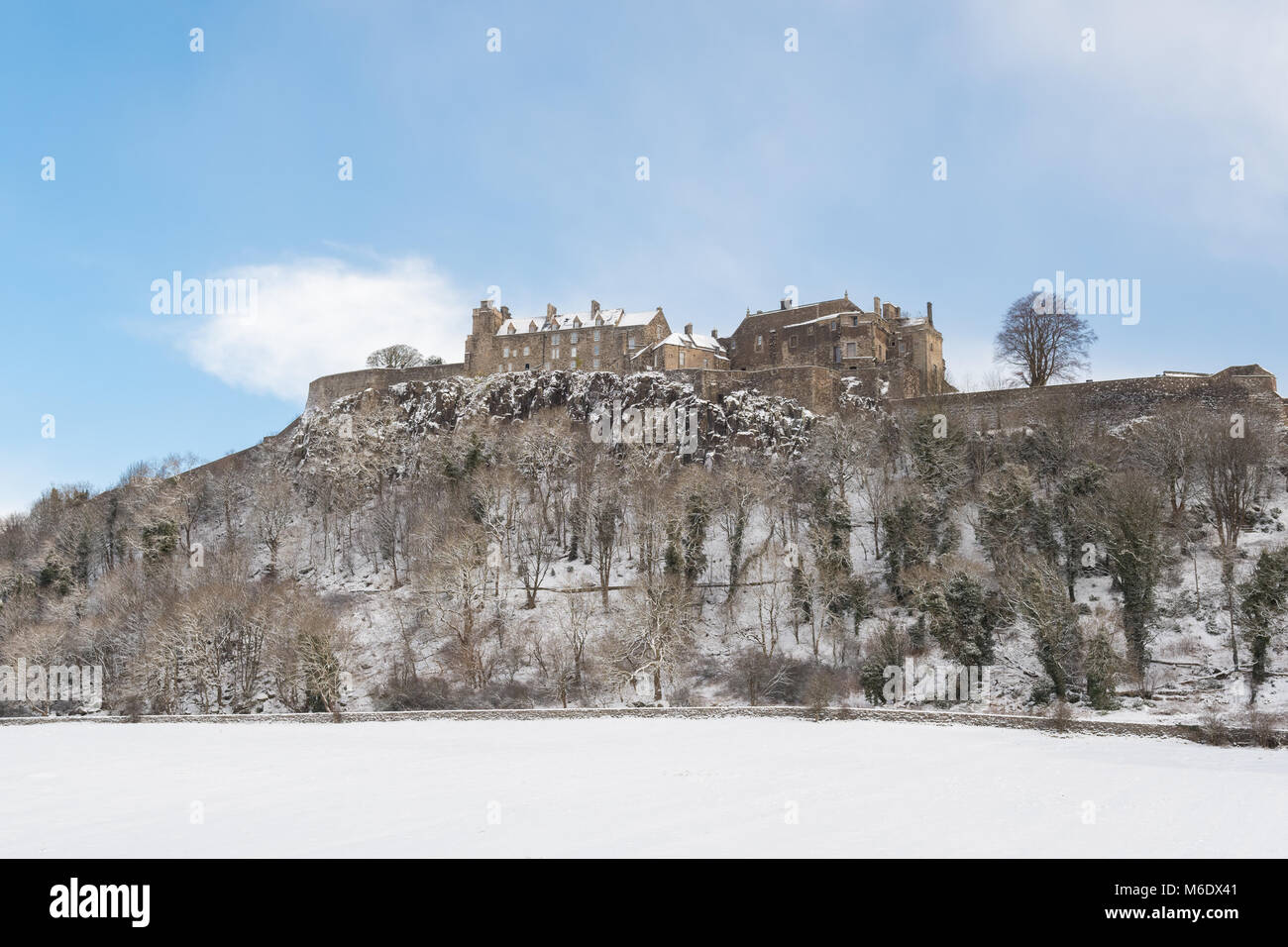 Stirling castle snow hi-res stock photography and images - Alamy