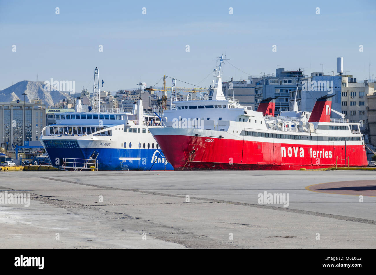 Greek seaport hi-res stock photography and images - Alamy