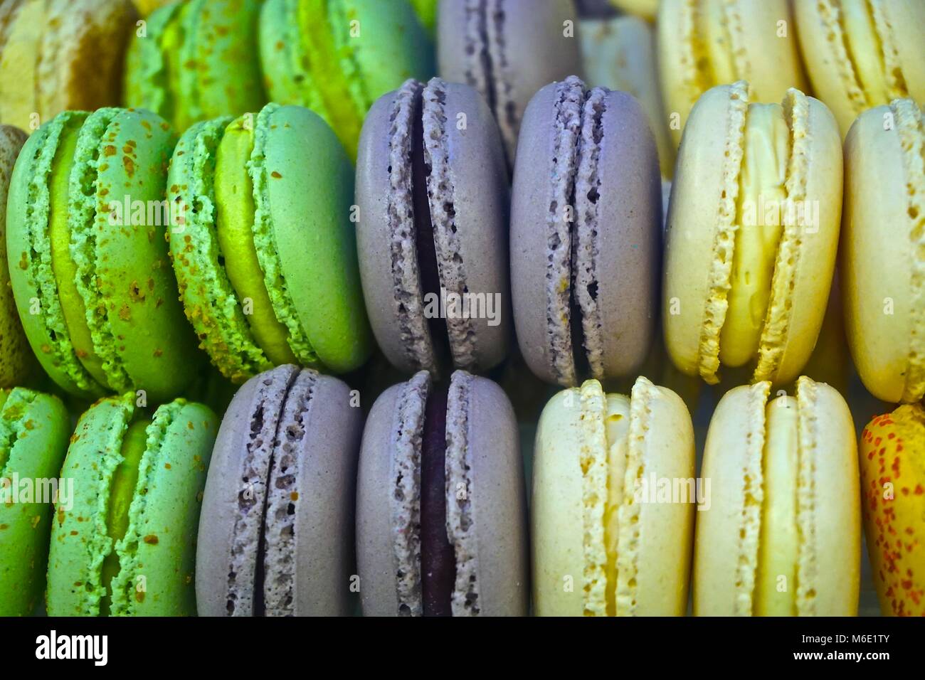 Macaroons on display Stock Photo - Alamy
