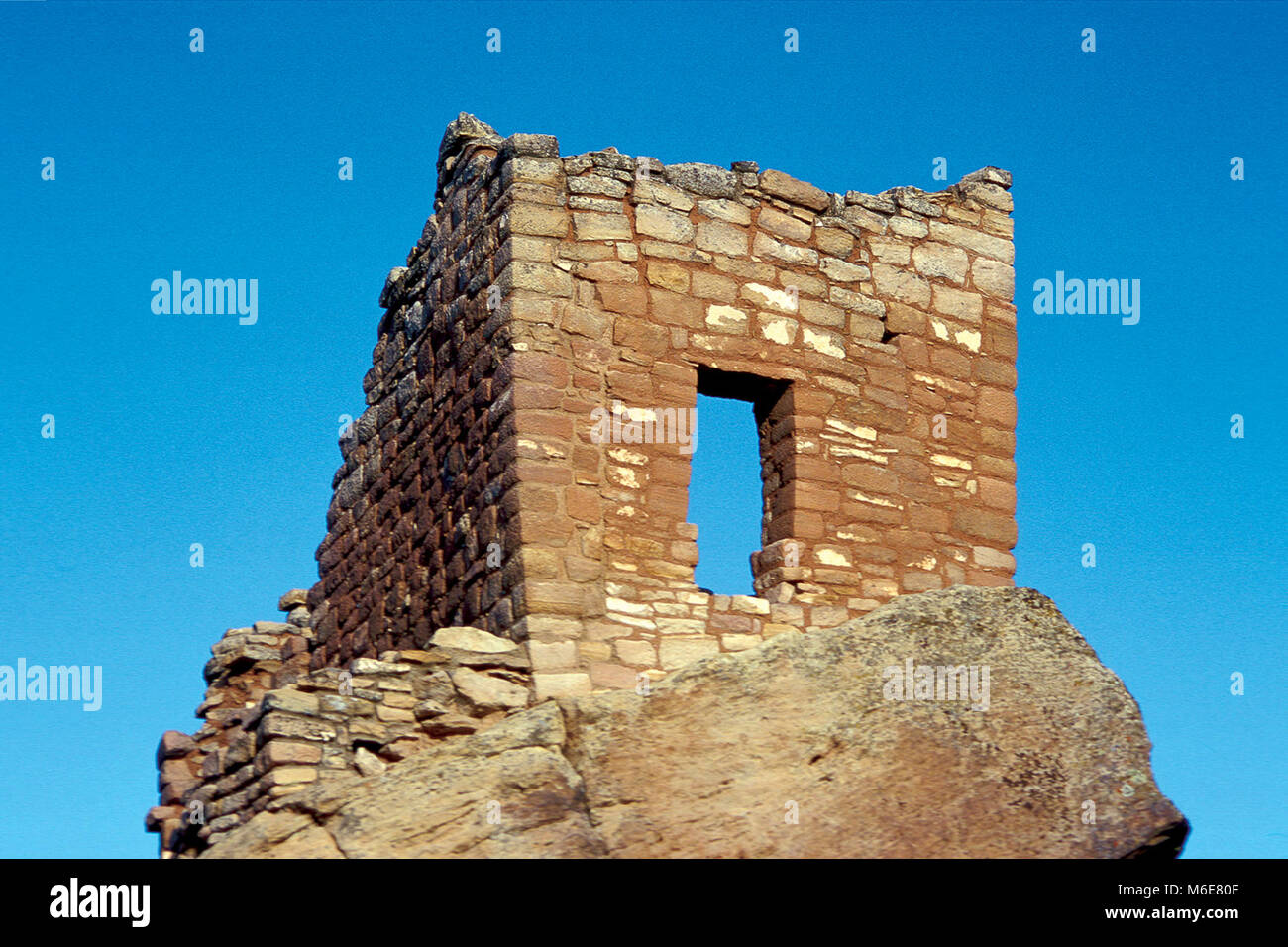 Stronghold house hi-res stock photography and images - Alamy