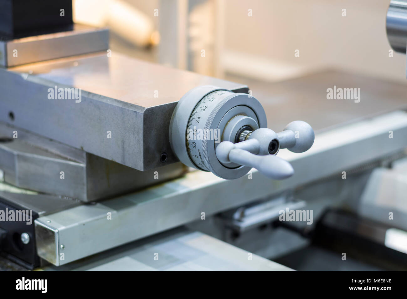 Hand wheel for manual lathe machine ; close up Stock Photo - Alamy