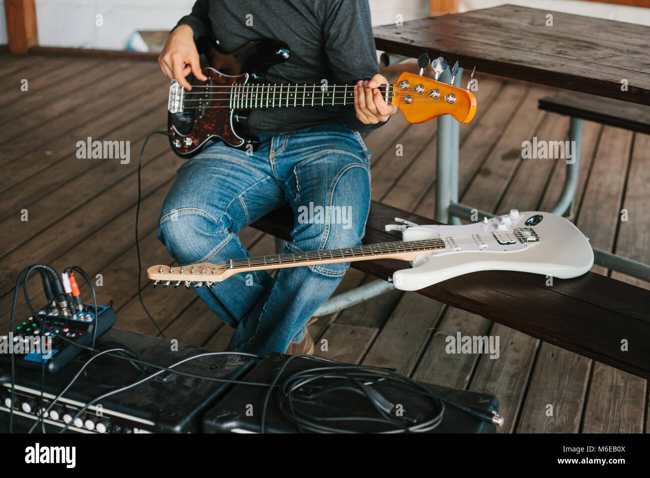 Man playing electric guitar. Music Stock Photo - Alamy