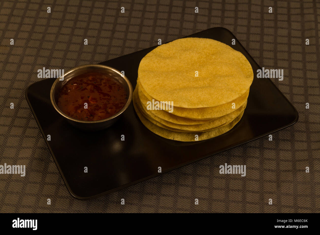 Poppadums Stock Photos & Poppadums Stock Images - Alamy