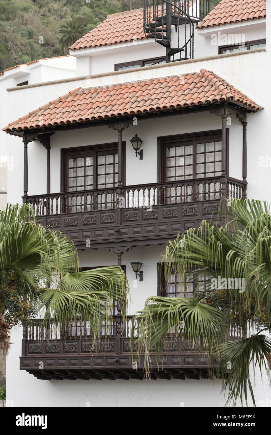 Traditional Wooden balconies, windows, Garachico, Tenerife North ...