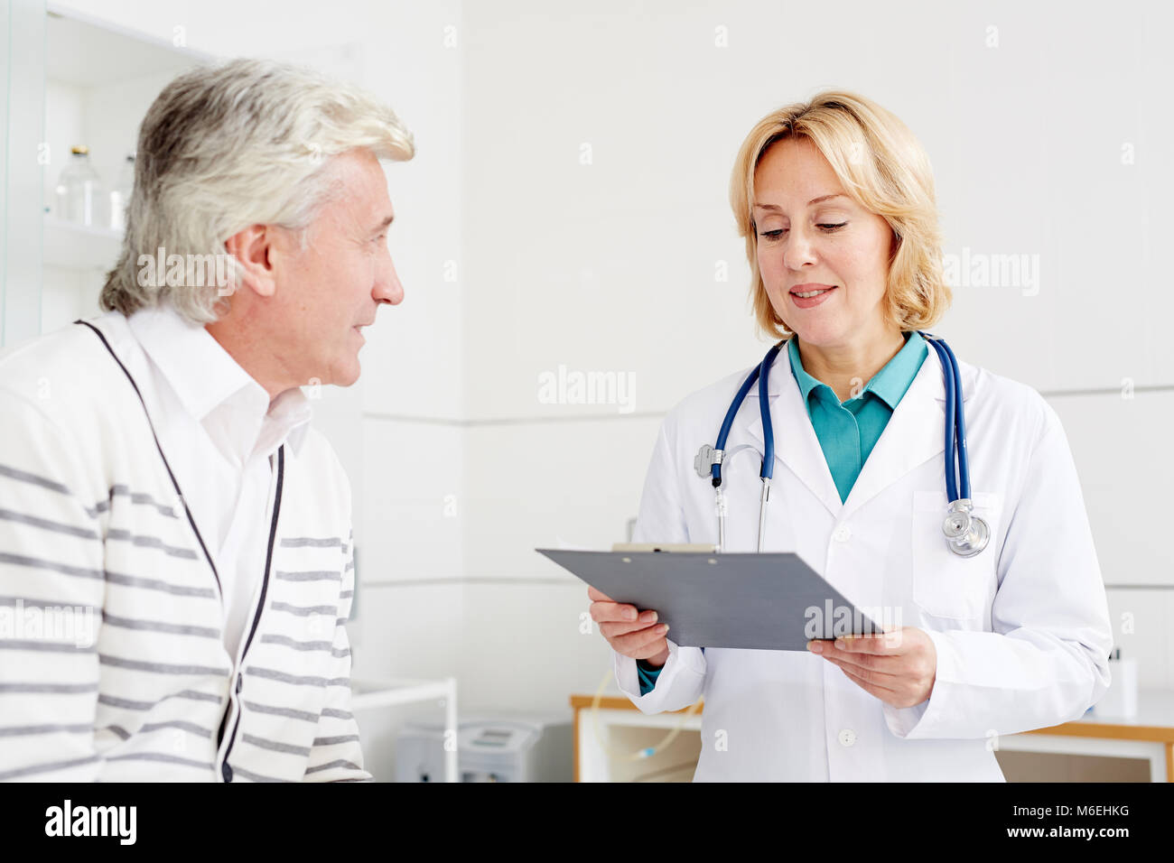 At the doctor's office Stock Photo - Alamy
