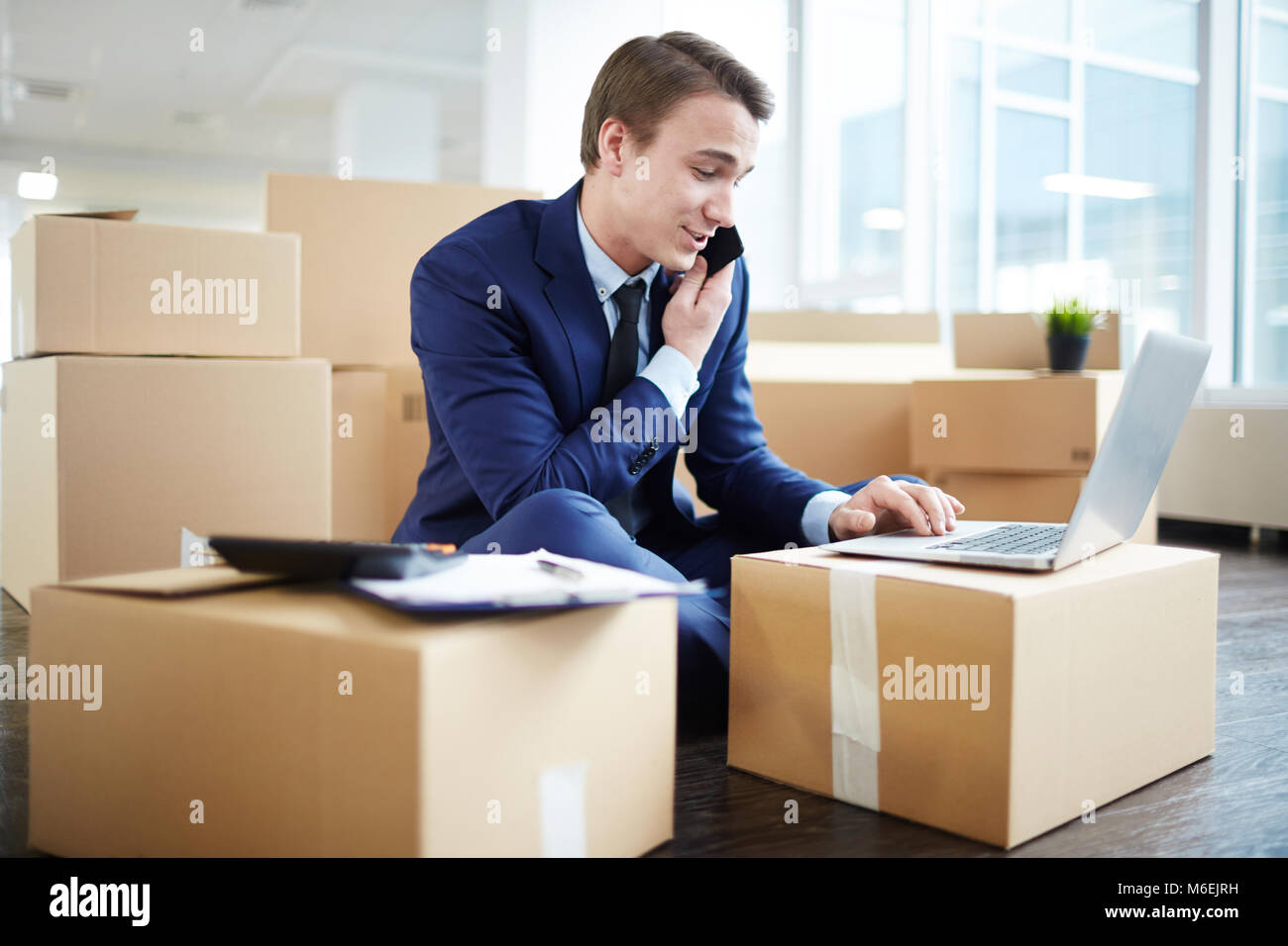 Busy expert person hi-res stock photography and images - Alamy
