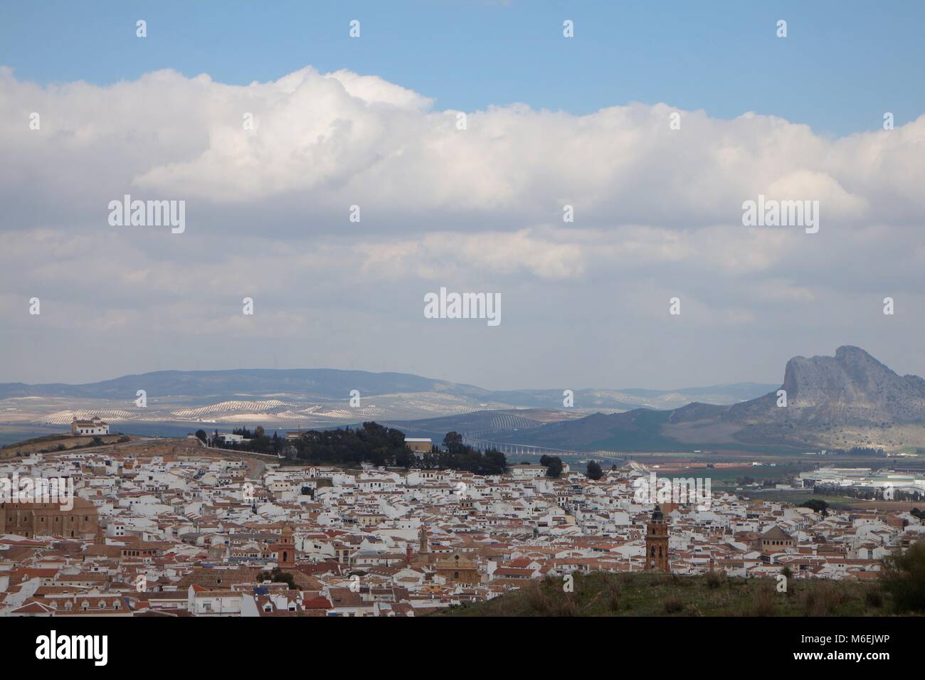 Hilltop scene hi-res stock photography and images - Alamy