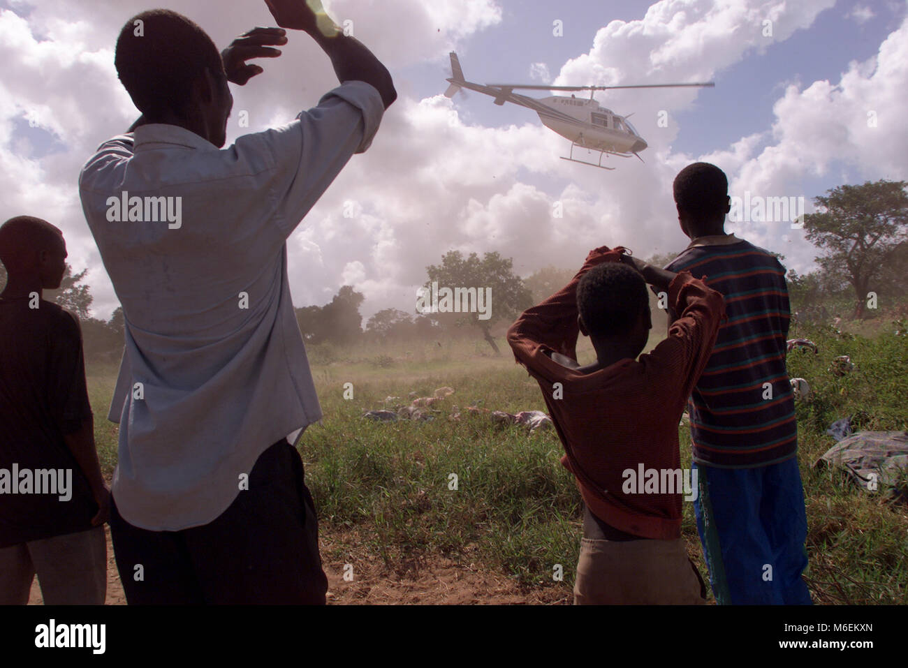 Floods in Mozambique, March 2000; Rescued people in relative safety ...