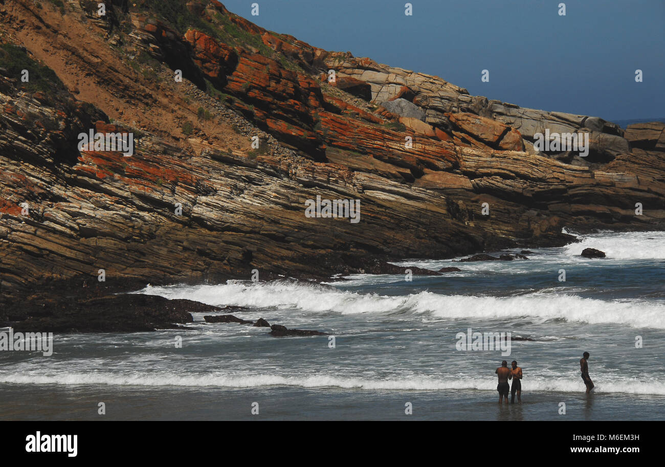 Beautiful cliffs and beach of Victoria Bay, near Wilderness South ...