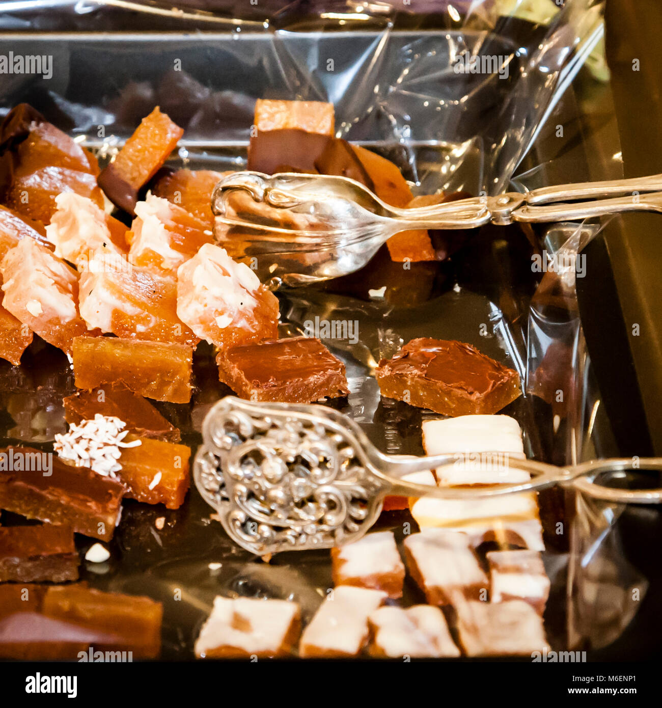 Swap meet "Black Market" in the delicatessen "Peter be blessed ...