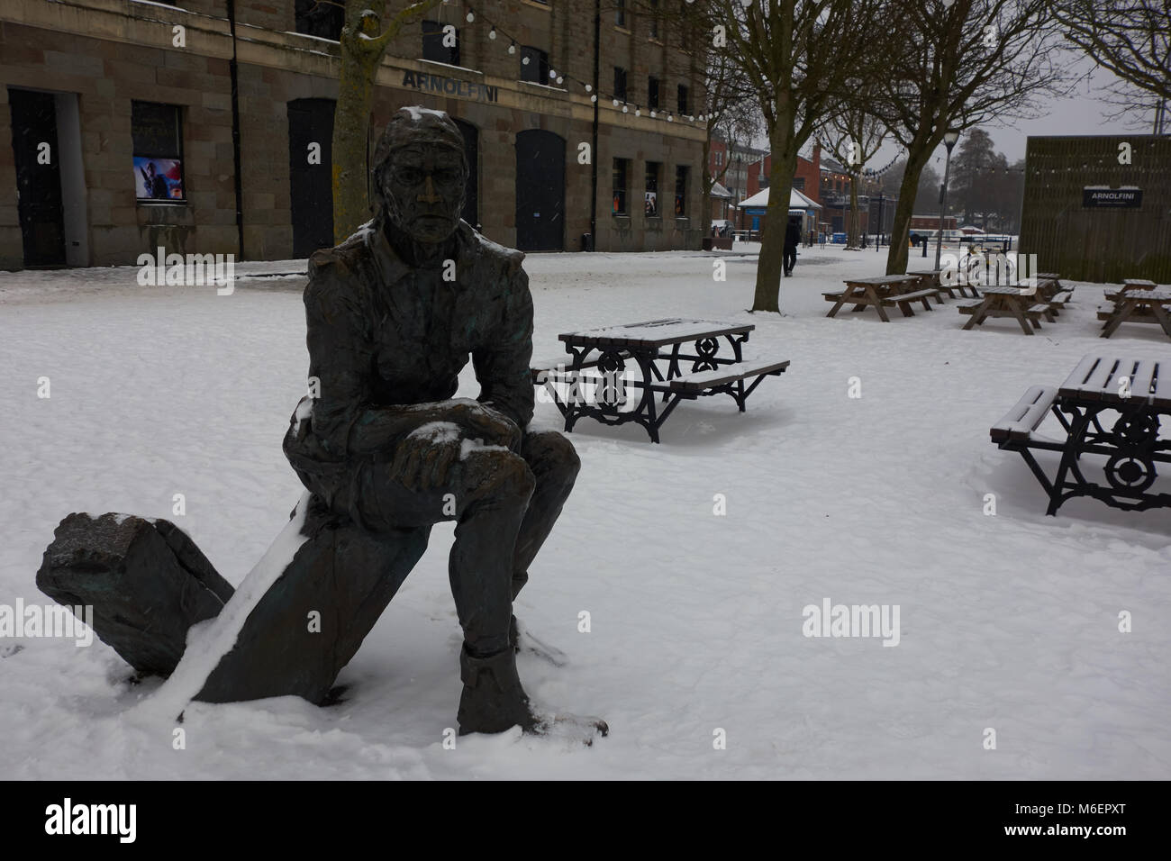 John cabot statue hi-res stock photography and images - Alamy
