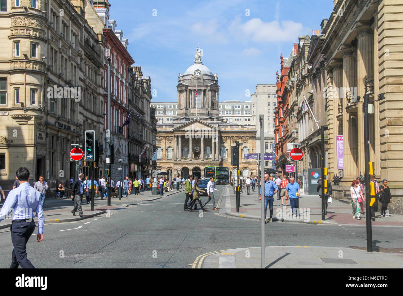 Liverpool castle street hi-res stock photography and images - Alamy