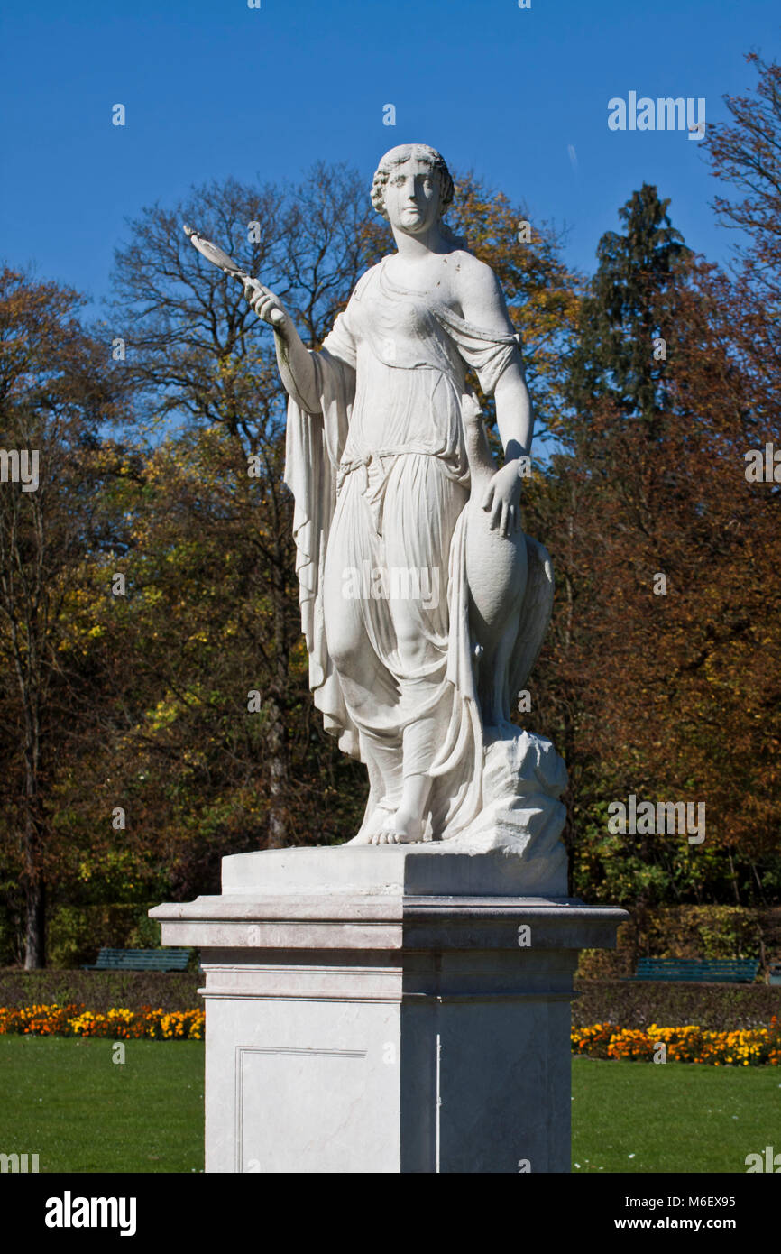 Juno goddess art hi-res stock photography and images - Alamy