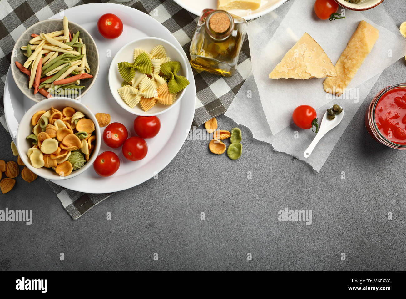 Pasta cooking background, flat lay Stock Photo - Alamy