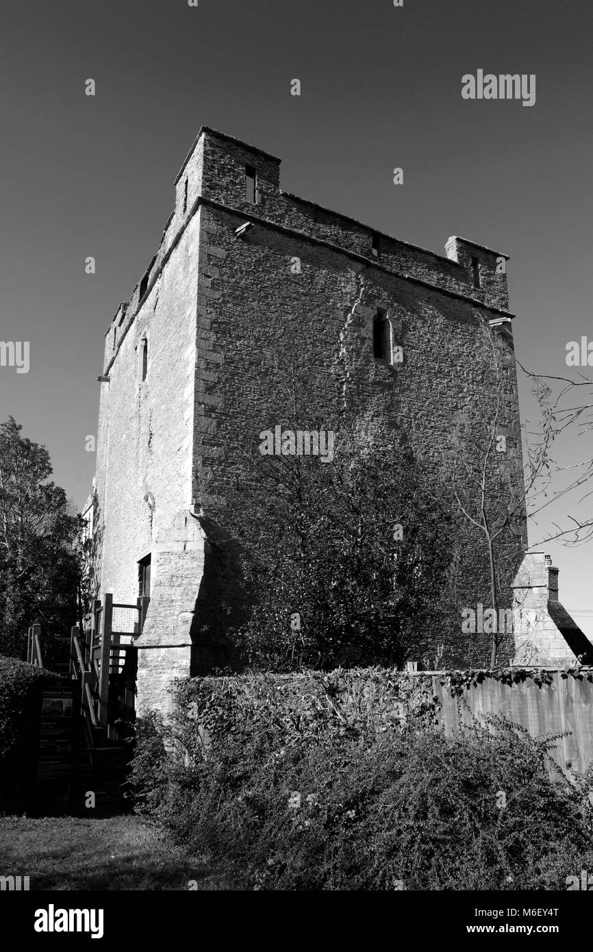 14th century three storey tower hi-res stock photography and images - Alamy