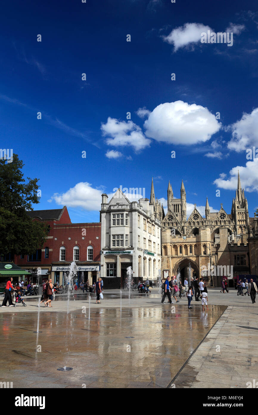 The Water Fountains in cathedral square, Peterborough City ...