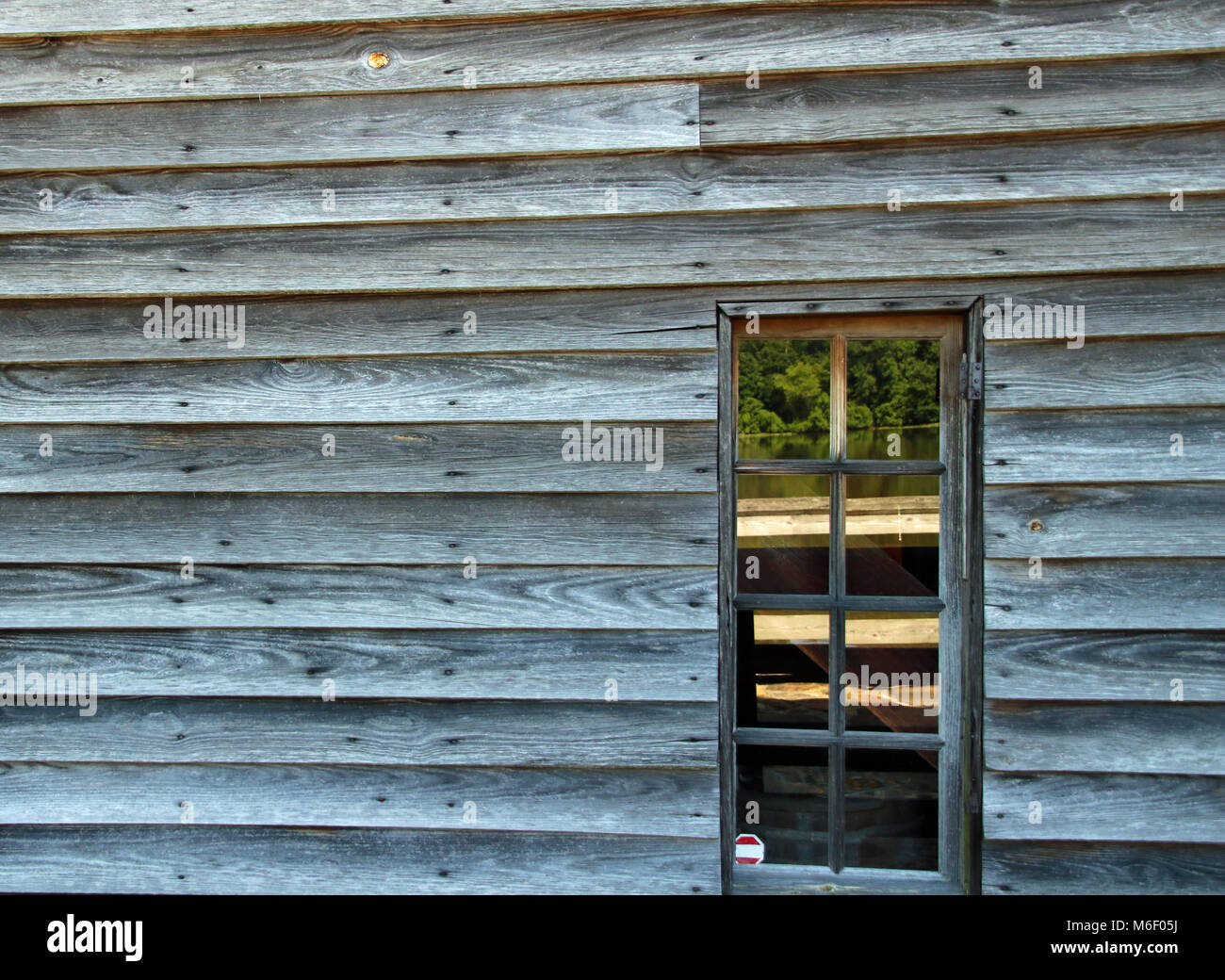 Old grist mill hi-res stock photography and images - Alamy