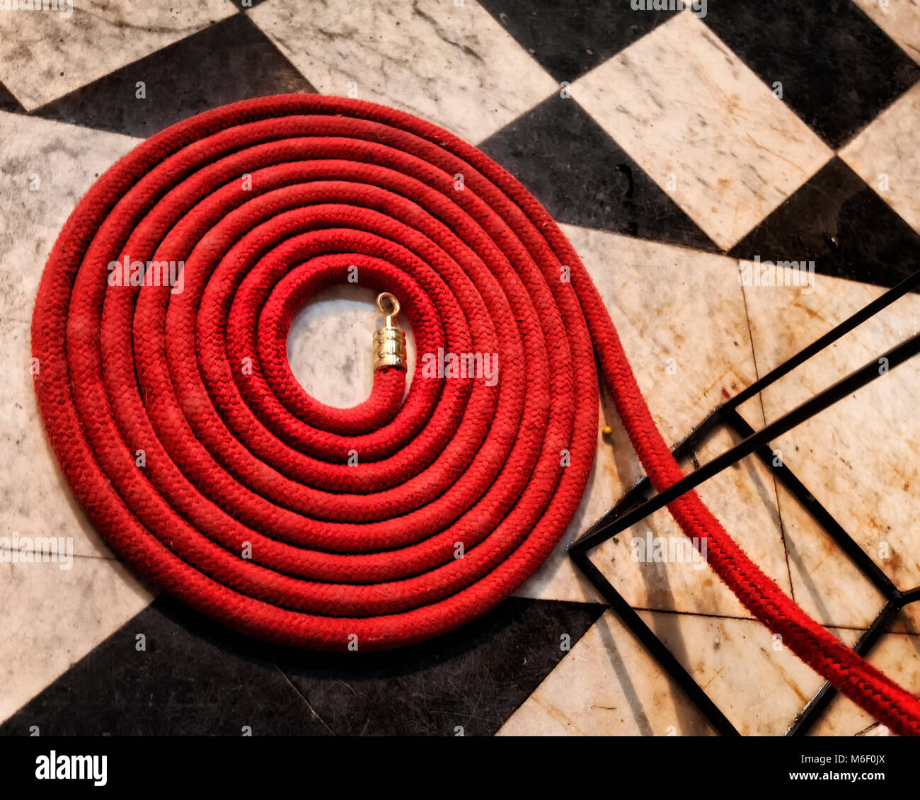 Rope floor hi-res stock photography and images - Alamy