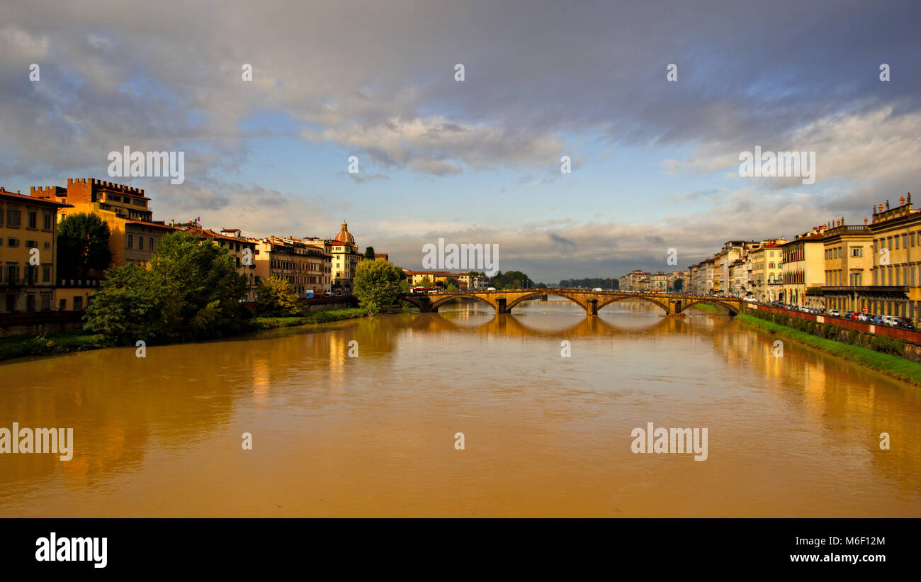 Bridge over the river Arno, Florence, Italy Stock Photo - Alamy