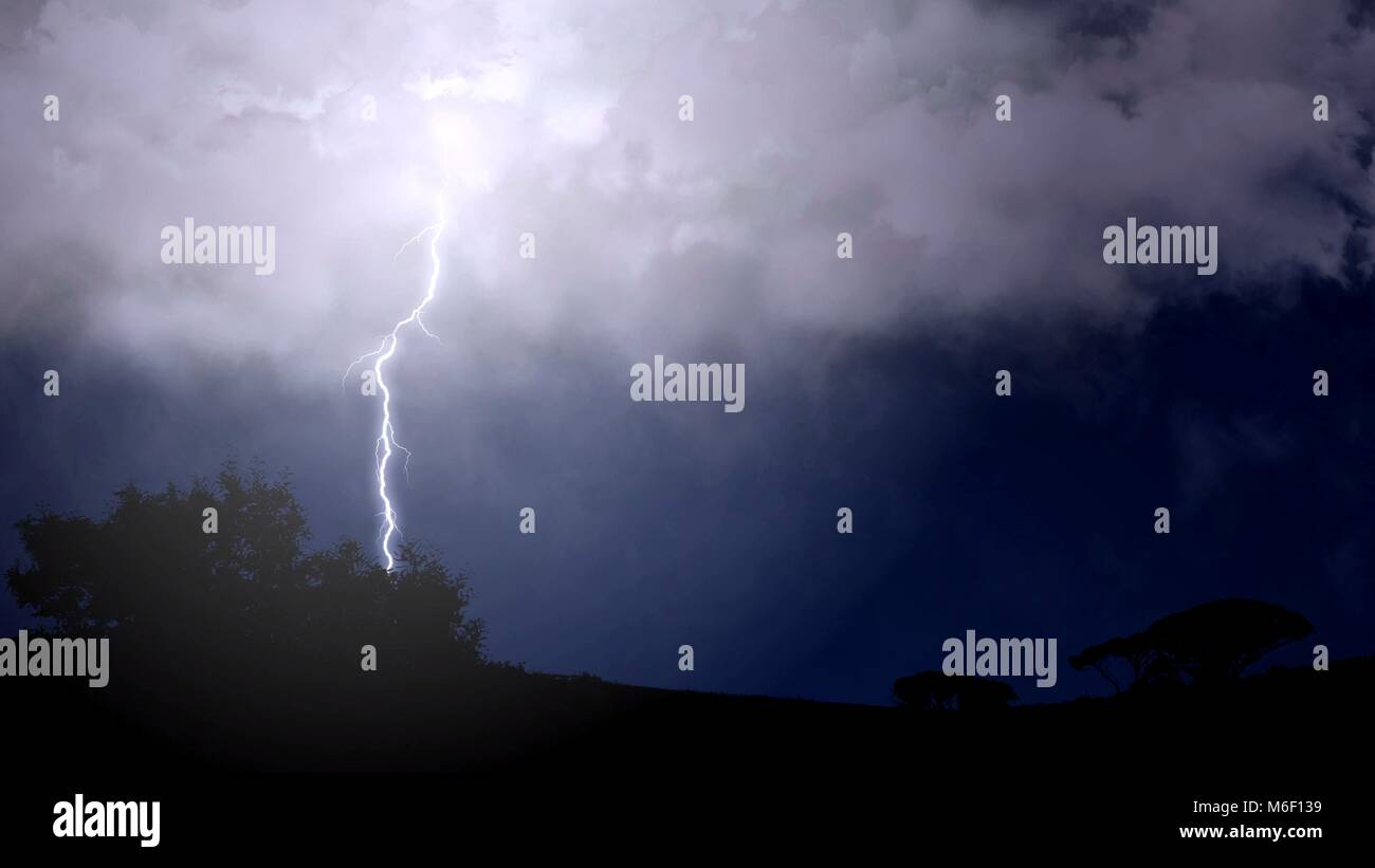 Fork lightning hi-res stock photography and images - Alamy