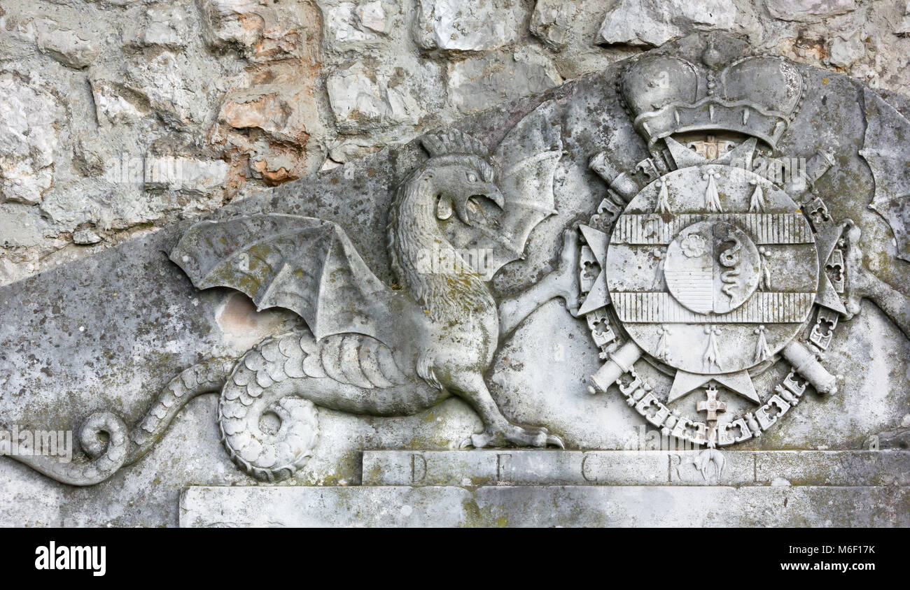 Stone block bas relief hi-res stock photography and images - Alamy