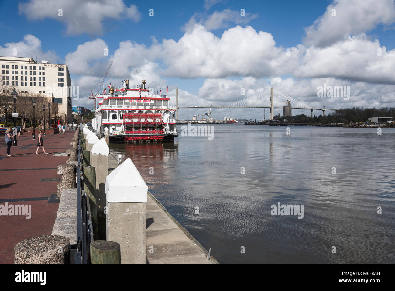 Savannah Georgia River Queen as seen from River Street in Sanvannah ...